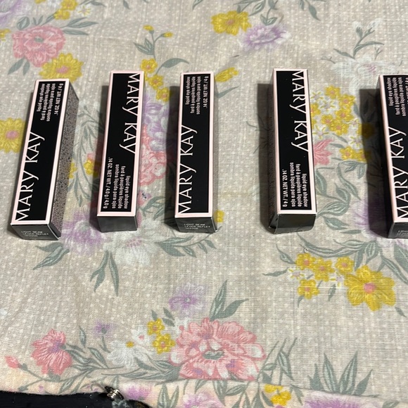 Mary Kay | Makeup | Mary Kay Liquid Eyeshadow New | Poshmark